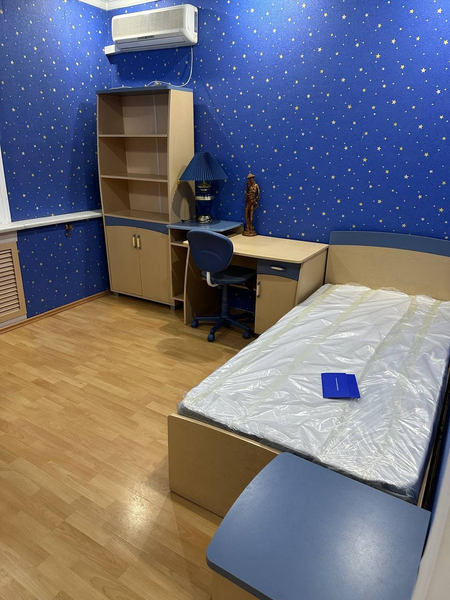 #5679 Продается квартира 4/1/9! Мирабадский р-н госпитальный рынок
