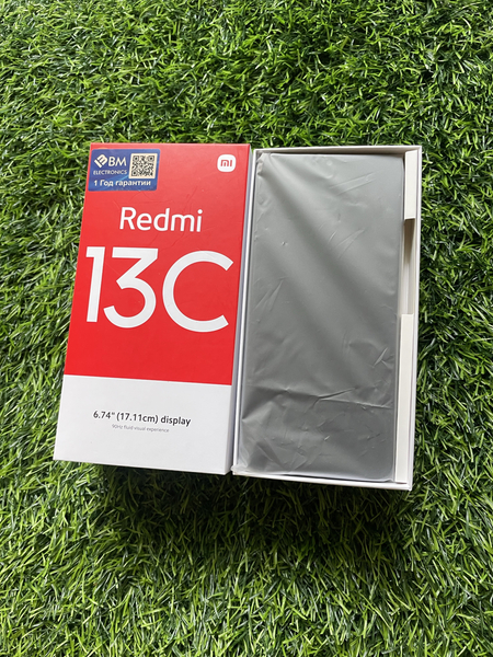Redmi 13c 8+4/256Gb idial