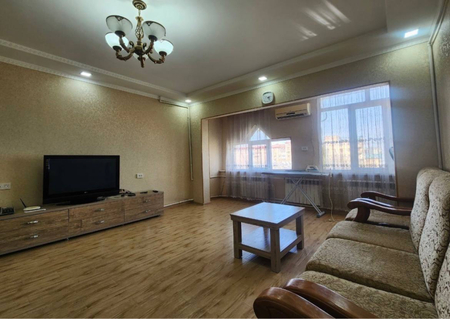 Продажа Квартиры, на Ойбеке, Мирабадский район 2/6/9