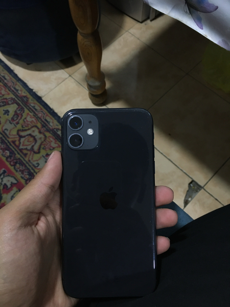 Iphone 11 хорошее состояние