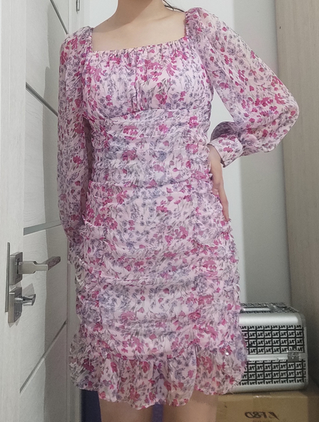 Нежная платья Шейн
