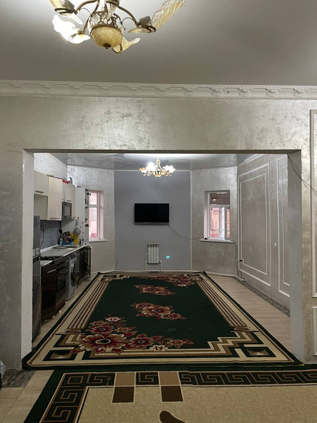 Нокис каласында Боз ауылда еки этажлы угловой жай сатылады