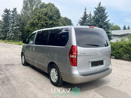 Mikroavtobus xizmati 7-10 o'rindig'. Minivenni ijaraga taqdim etamiz