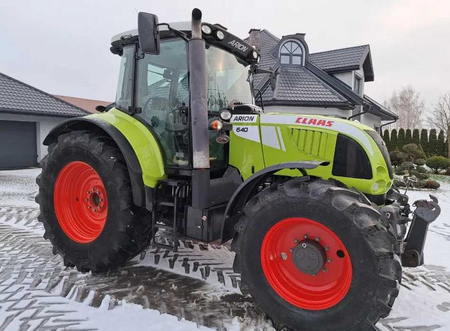 Claas Arion 640 CIS nasiyaga beriladi