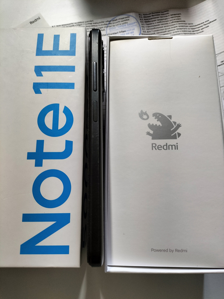 Samsung Tab 3, холати яхши, корпуси янгидек