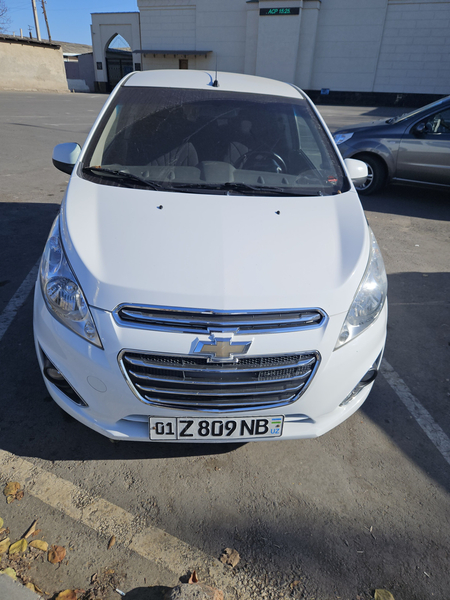 Sipark sotilad gaz bor suvagi butun yursh zőr