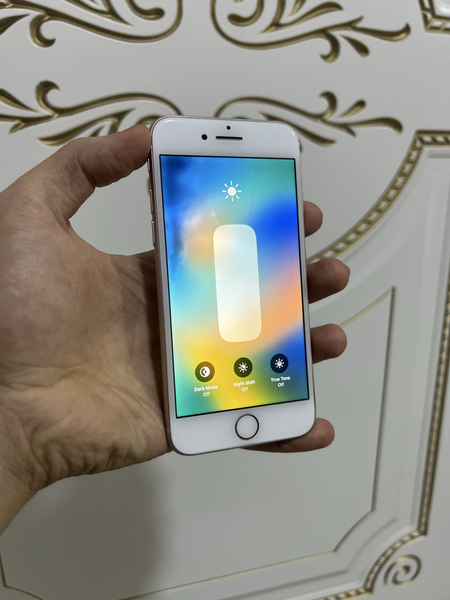 Iphone 8 ideal.