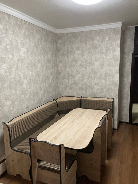 Квартира 4 комнат