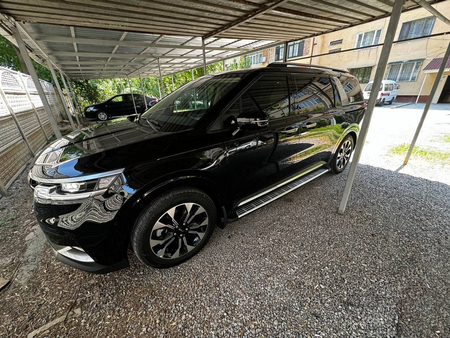 Продам свою машину Киа Карнивал 2023 год Корея