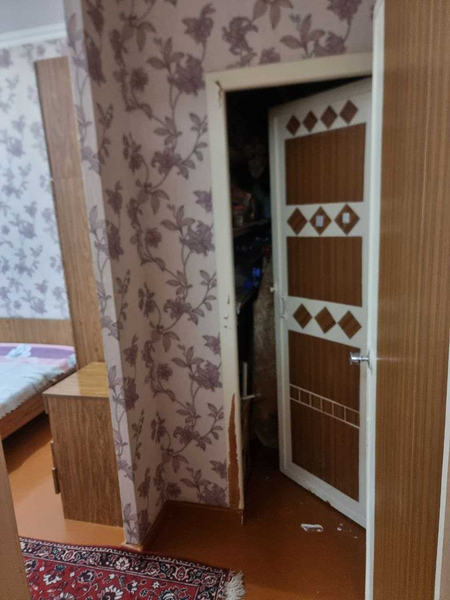 Продам квартиру на Мукими2/4/4 раздельные комнаты чистая с обстановкой