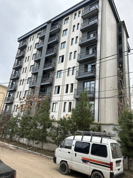 Продается 4х комнатная на Юнусабаде