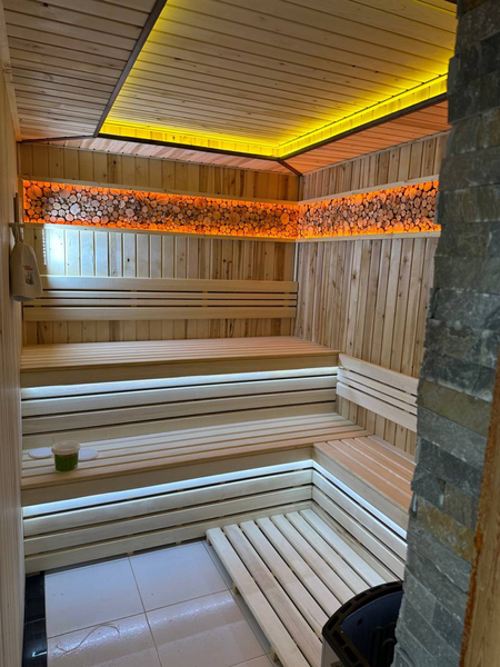Dacha Rich House sotiladi