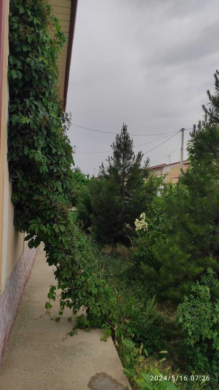 Katej sotiladi 6.sotik 4 xona. Bog‘ishamol 2017 yil qurilgan