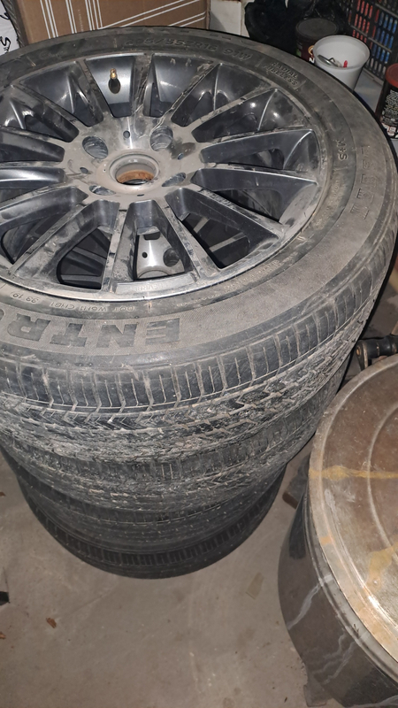 Продаются диски с резиной r16 на жентра