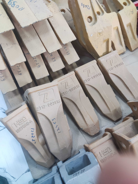 Продаются каронки и зубья от производителя
