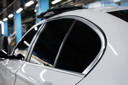 Предлогаем услуги на ВЫЗОВ по Тонировке авто и окон