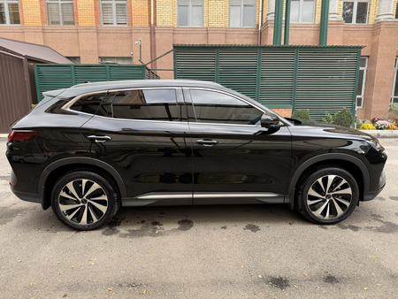 BYD chempion 605 km full