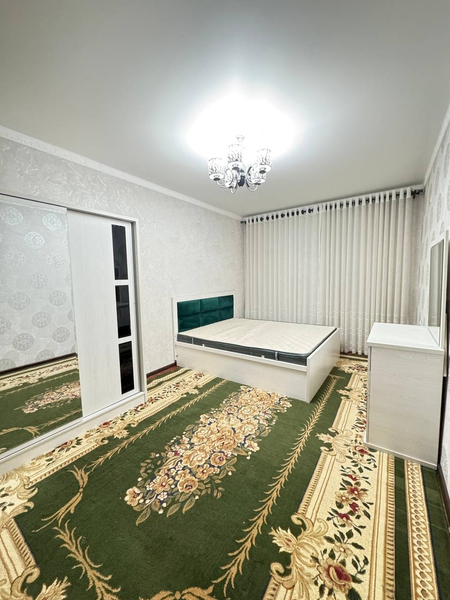 Чил 19 кв._ 2в3/1/4.Балкон : 2*3. Евро ремонт. Ор-р: Базарчик