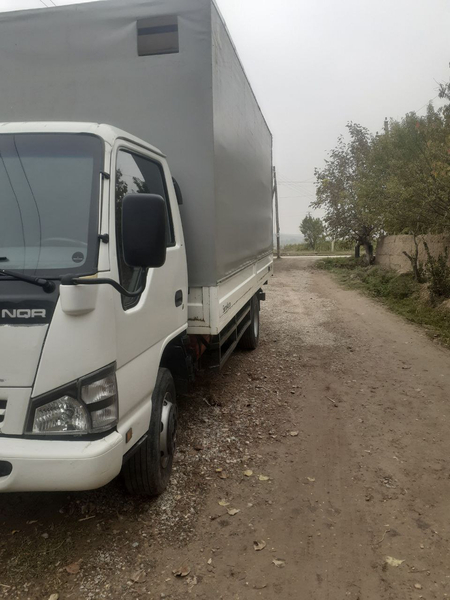 Isuzu 2010yil zavod