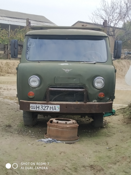УАЗ бартавой с тентим