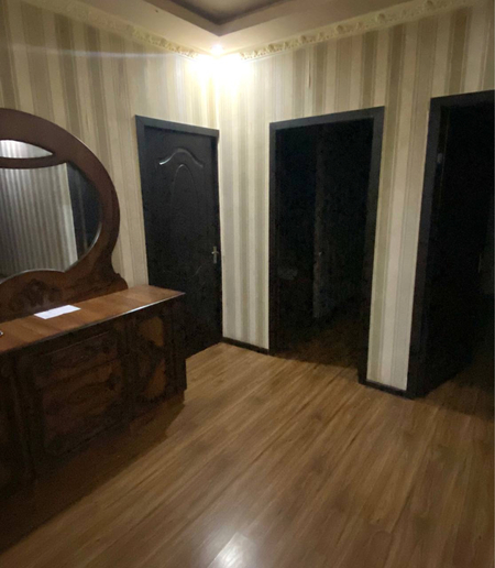 Срочно Наваи центре Базар 1х Сдаётся