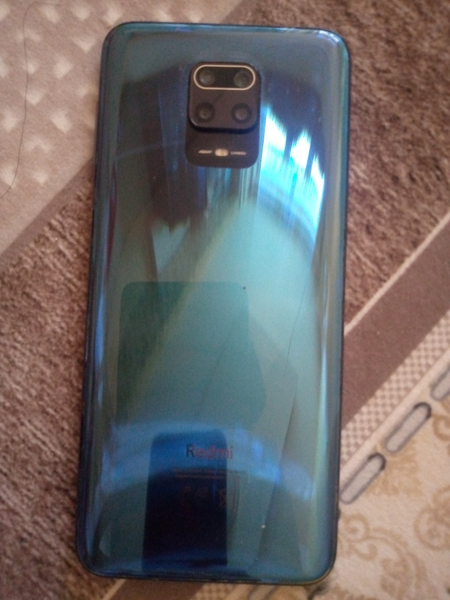 Redmi  tilifon sotiladi
