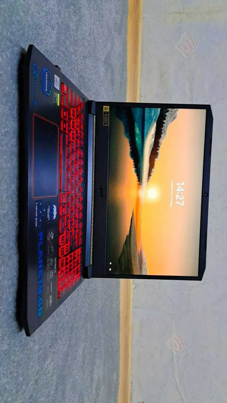 HP PAVILION gaming full core i5 nitro5 noutbook