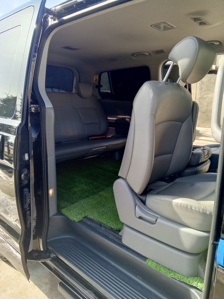 Hyundai grand starex
