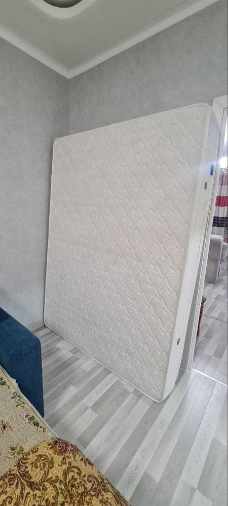 Продаётся матрас в спальню