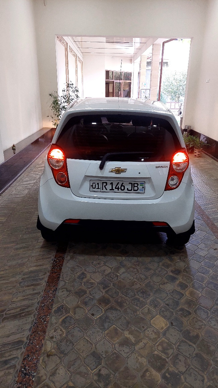 Spark sotiladi 2020 yil 81000 yurgan