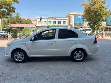 Nexia 3 Avtomat oq