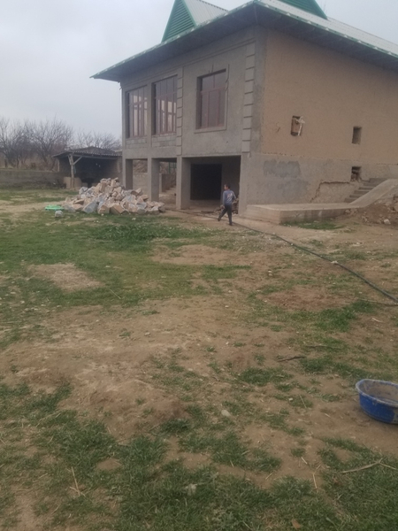 Ustachilik ishlarni qlamiz o dan uy kutaramiz suvoq gish stayachka