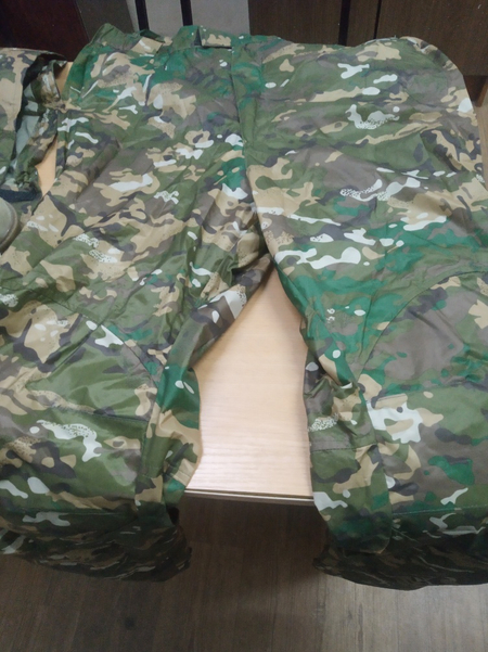Продаю военные комплект