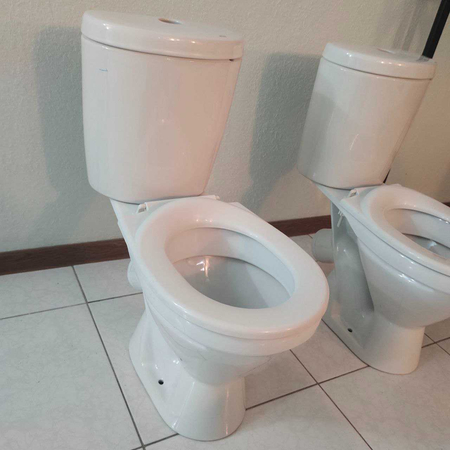 Продаются детские унитазы. В хорошем состоянии.