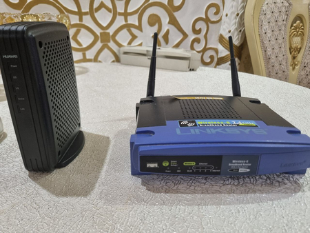 Продам WiFi роутеры.
