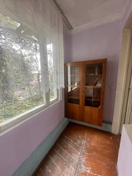 Продаю квартиру  1/2/4  Массив Феруза