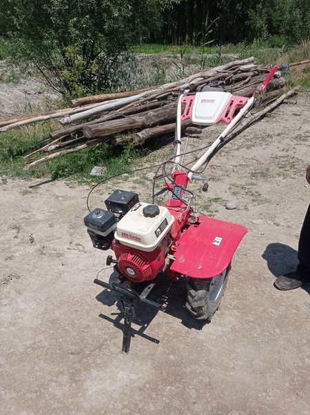 Mini traktor hali yangi