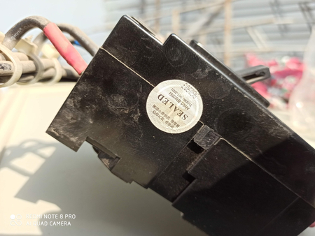 Автомат 600V 30A фирмы LG