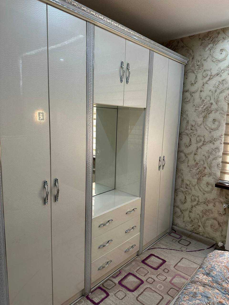 Продаётся 108м2 Юнусабад3 4/3/9 с Обстановкой Универсам. станция Метро