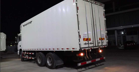 SHACMAN L3000 Автофургон 18 тонн