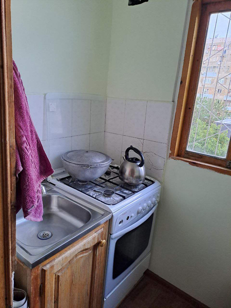 Срочно продаётся 2/4/4 квартира Алгоритм  31 квартл