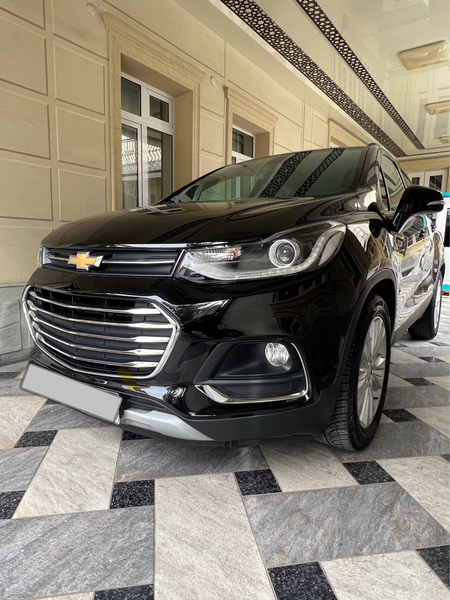 Tracker 1 Premier Sotiladi