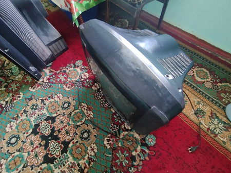 2ta televizor bitta narxda 250 000 so'm