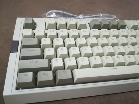 Механ. клавиатура в ретро стиле Ajazz с RGB подсветкой. Новое. Из США.