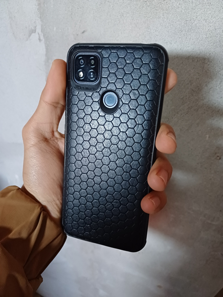 Redmi 9C satiladi dokument karobkasi bo