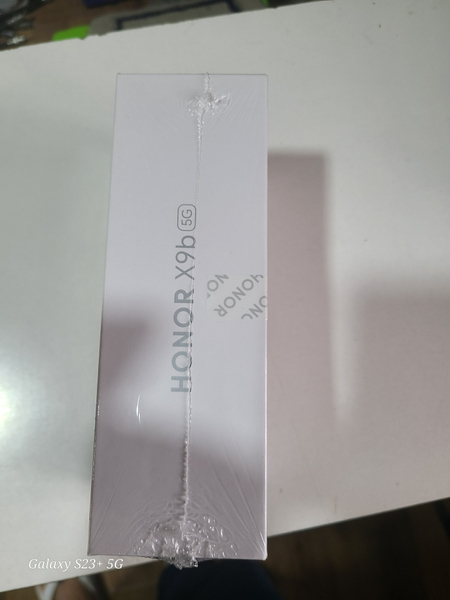 Honor X9B 8/256 xolati yangi karobkadan ochilmagan