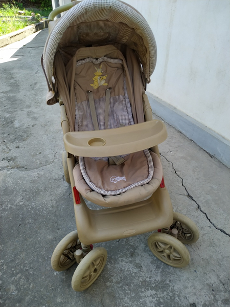 Продается детская коляска бу