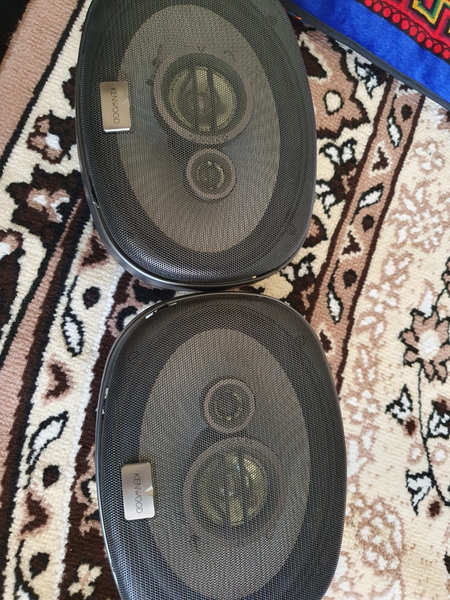 Kenwood 320wat 2шт 640wat