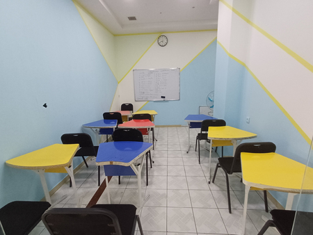 Chilonzorda tayyor o'quv markazi sotiladi.