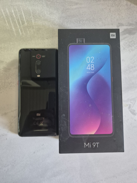 Продается Xiaomi Mi9T черный карбон